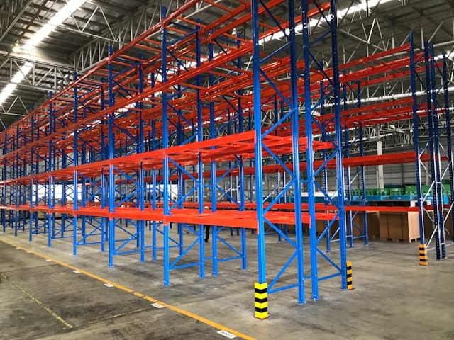 Transform Your Warehouse with Cantilever and Used Pallet Racking ...